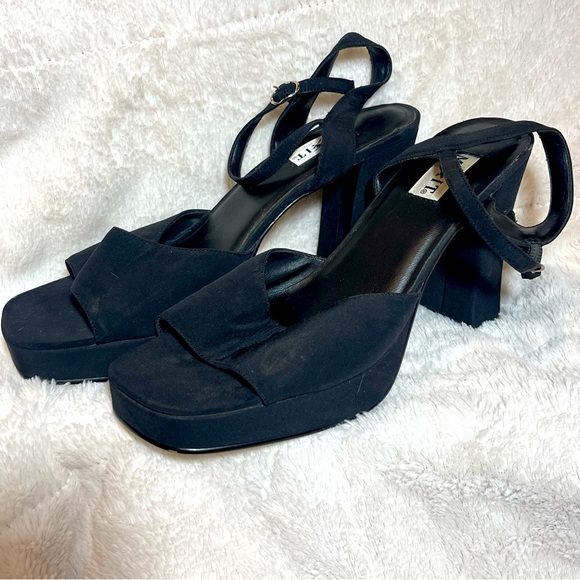 Vintage | Shoes | Vintage Mixit Platform Strappy 9s Heels | Poshmark